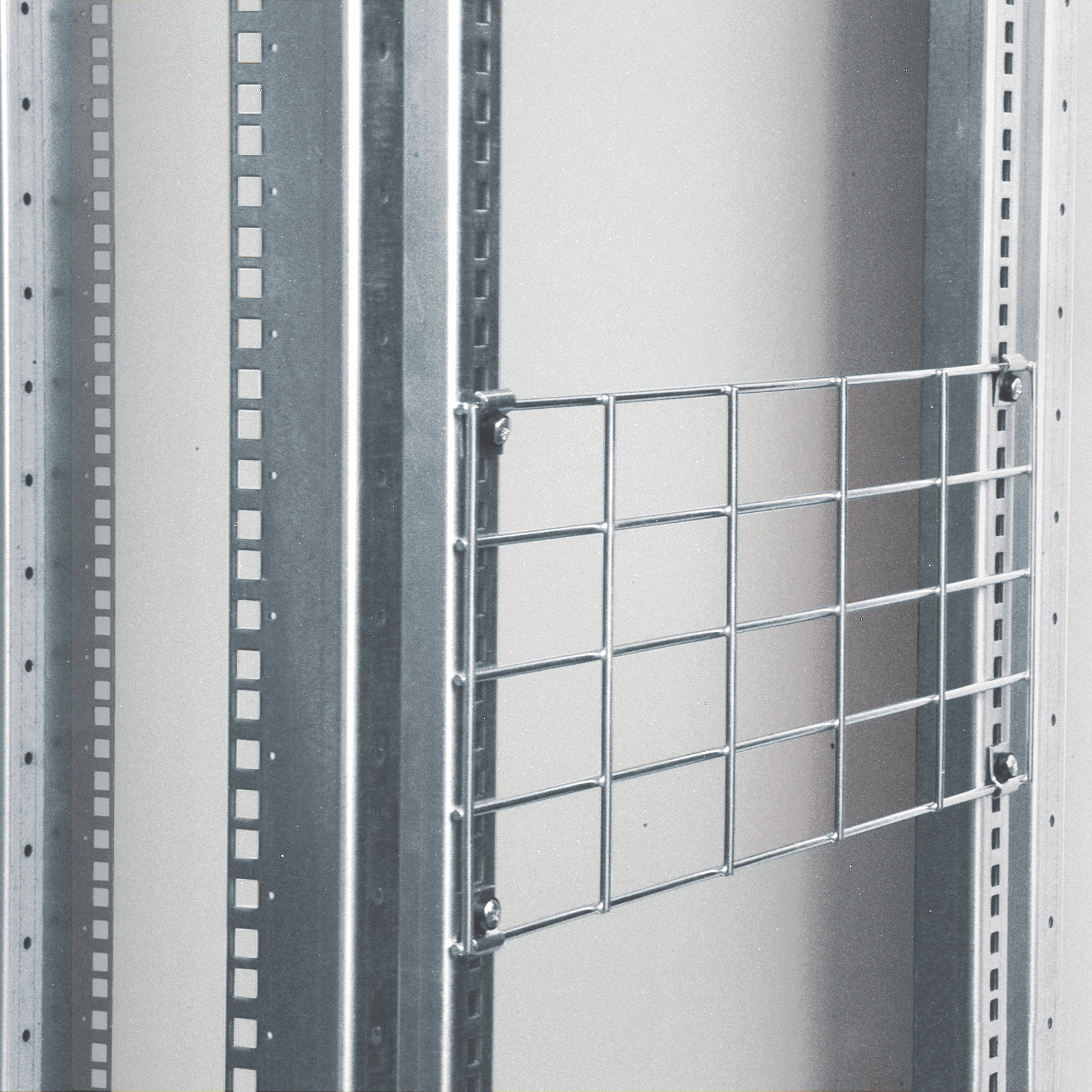 Side Cable Grids | CONTEG